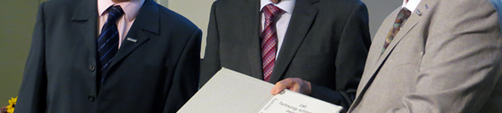 ECMWF’s MARS team receives EMS Technology Achievement Award | ECMWF